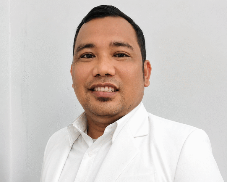 Meniti Jalan Pengabdian: Jannes Manaek Pasaribu dari Aktivis Kampus ...